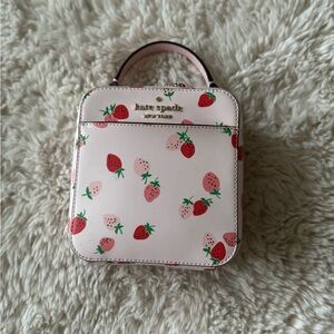 kate spade | Bags | Nwot Kate Spade Limited Edition Daisy Strawberry ...